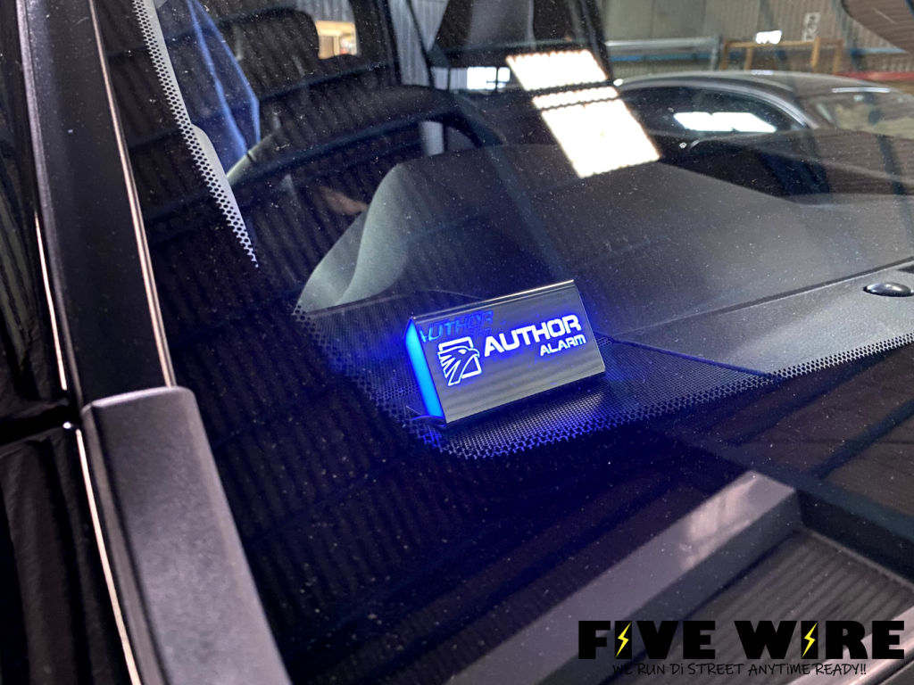 150プラドにAUTHOR ALARMイモビライザIGLA！ | 大阪FIVE WIRE公式ブログ