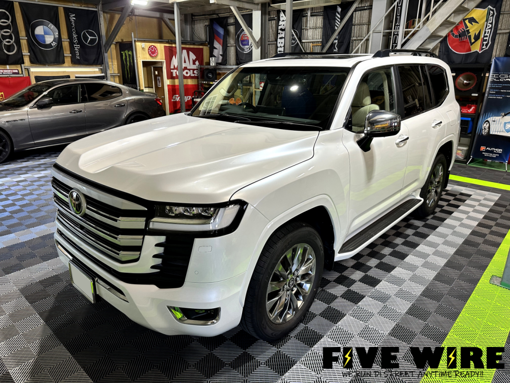 ランドクルーザー300にオーサーアラームIGLA！ | 大阪FIVE WIRE公式ブログ