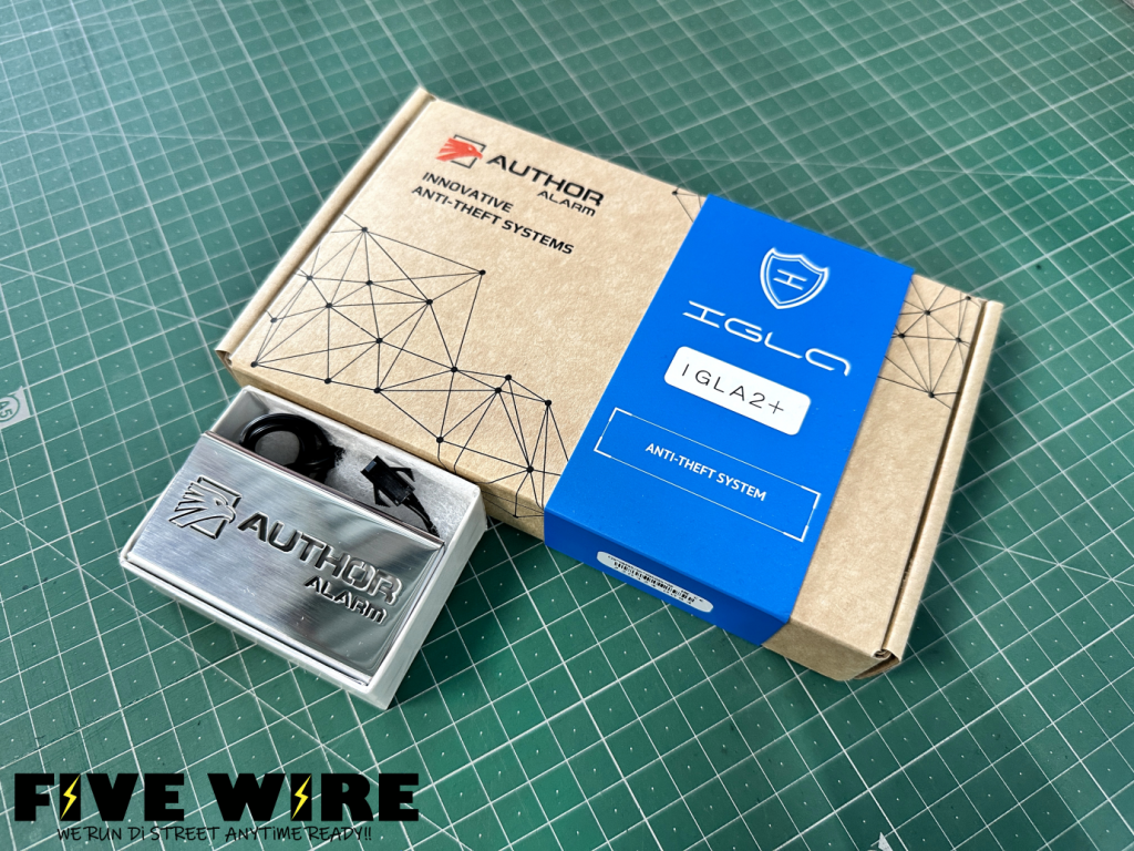 40アルファードにオーサーアラームIGLA！ | 大阪FIVE WIRE公式ブログ