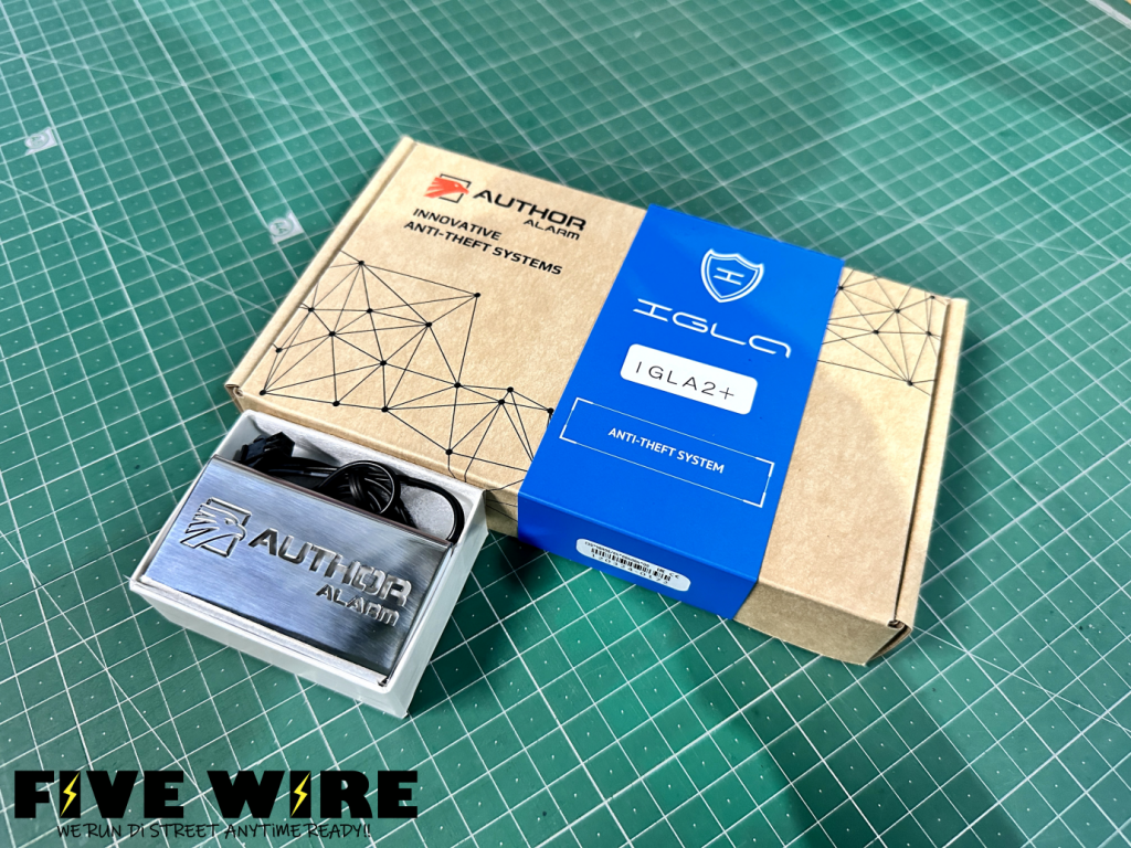 40アルファードにオーサーアラームIGLA！ | 大阪FIVE WIRE公式ブログ