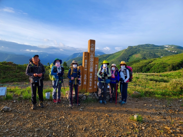 雲ノ平周遊 2／5 太郎平小屋～雲ノ平山荘 石鎚・剣山 登山ガイドサービス ”山旅”