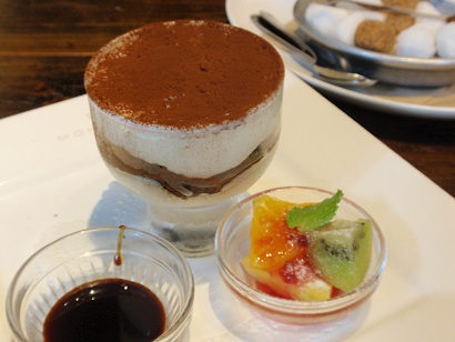 茅ヶ崎MOKICHI TRATTORIAにて 加菜先生と | mimoza-piano