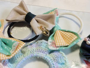 ピアノ発表会会費捻出バザー ケーキ作りとシュシュ。 | mimoza-piano