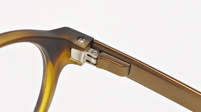 OAKLEY新作メガネ”SADDLE”(平野歩夢選手着用モデル OAKLEY新作メガネ”SADDLE”(平野歩夢選手着用モデル