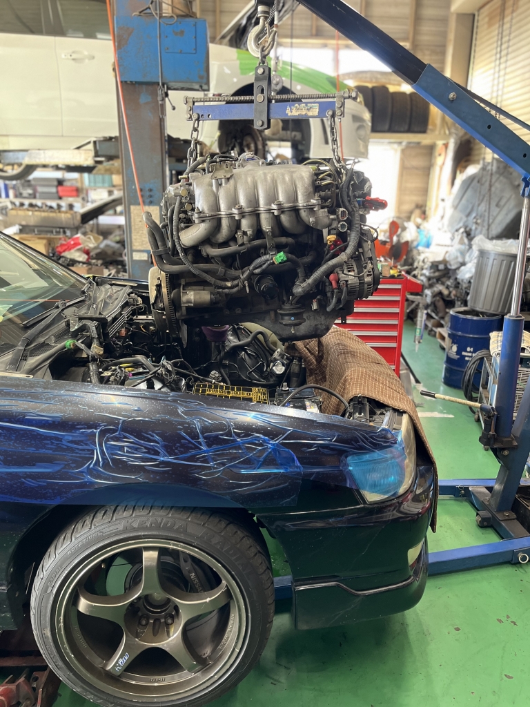 35ローレル エンジン降ろし | Viper Blog