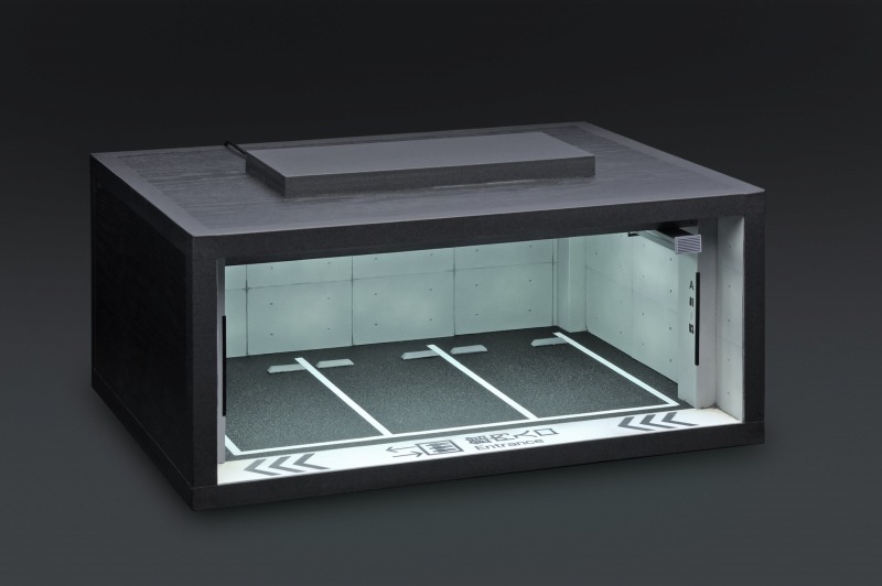1/18スケール専用 地下駐車場ジオラマ バージョン2 が登場 1/18スケール専用 地下駐車場ジオラマ バージョン2 が登場