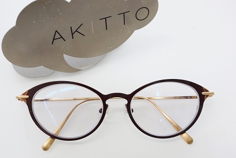 オシャレなakitto-tip1×脳科学メガネレンズ♪ | めがね工房 ノエル Blog
