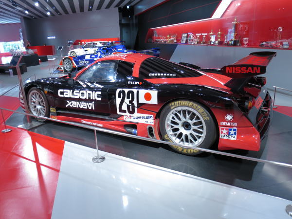 日産 Nissan R390 GT1 1997 | Car and Moto in Japan