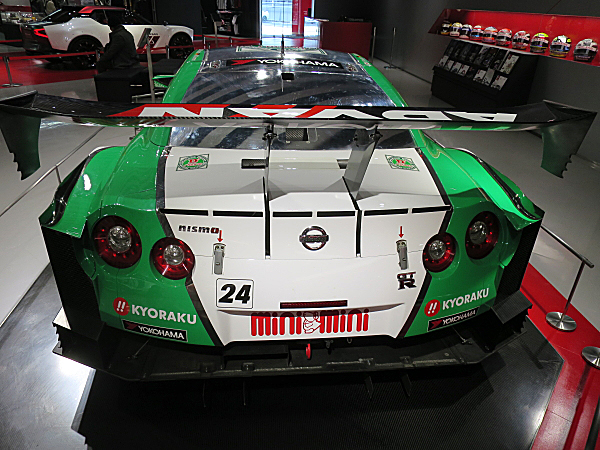 日産 Dステーション アドバン GT-R スーパーGT GT500 2013 Nissan D'station ADVAN GT-R Super GT GT500 2013 | Car and ...