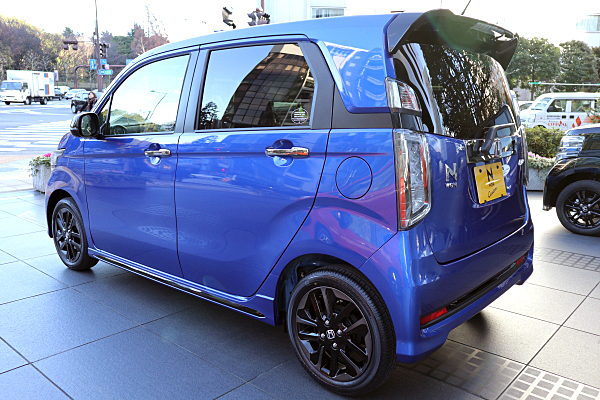 ホンダ Nワゴン カスタム 特別仕様車 2トーン カラー スタイル Honda N-WGN Custom Turbo SS 2Tone Color Style | Car and Moto ...