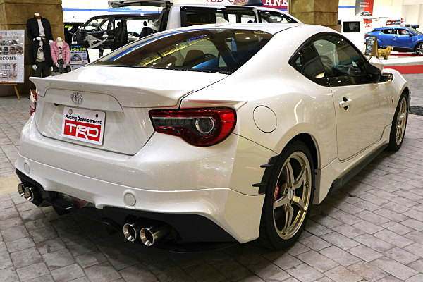 トヨタ 86 GT TRD カスタマイズド パーツ 装着車(2) Toyota 86 GT "TRD Customized parts"(2) | Car and Moto in Japan