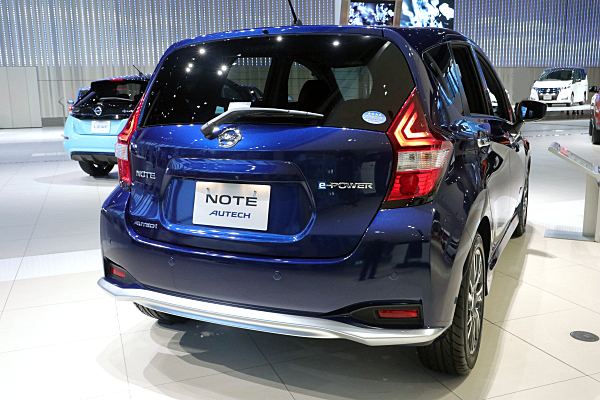 日産 ノート イー・パワー オーテック スポーツ スペック ブルー Nissan Note e-POWER AUTECH SPORTS SPEC : Blue | Car and Moto ...