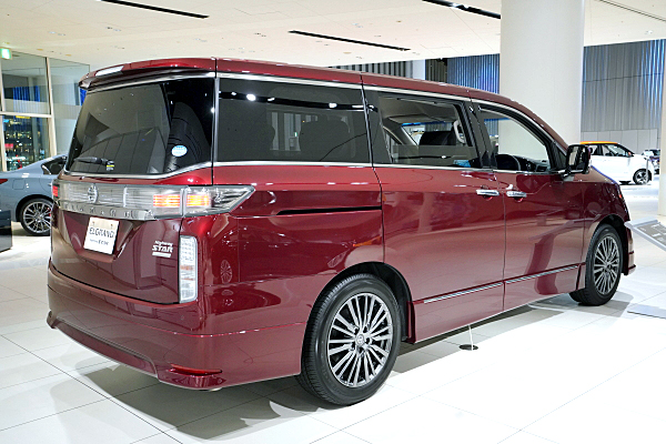 日産 エルグランド 250ハイウェイスター プレミアム アーバンクロム レッド Nissan Elgrand 250 Highway STAR Premium Urban Chrome ...