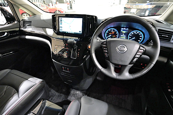 日産 エルグランド 250ハイウェイスター プレミアム アーバンクロム レッド Nissan Elgrand 250 Highway STAR Premium Urban Chrome ...