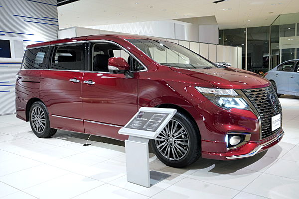 日産 エルグランド 250ハイウェイスター プレミアム アーバンクロム レッド Nissan Elgrand 250 Highway STAR Premium Urban Chrome ...