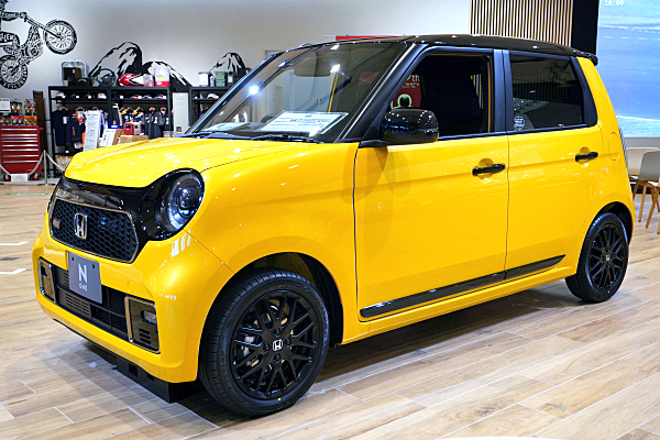 ホンダ Nワン RS 6MT イエロー / ブラック Honda N-ONE "RS" 6MT : Yellow / Black | Car and Moto in Japan