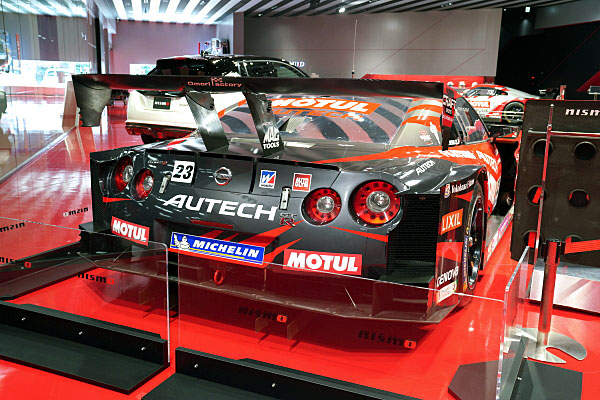 日産 モチュール オーテック GT-R 2013 スーパーGT GT500 Nissan Motul Autech GT-R 2013 Super GT GT500 | Car and ...