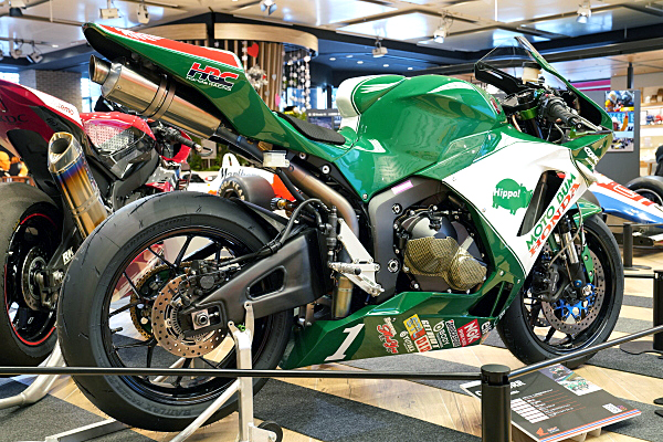 ホンダ CBR600RR 2022 ST600 #3 Honda CBR600RR 2022 ST600 #3 | Car and Moto in Japan