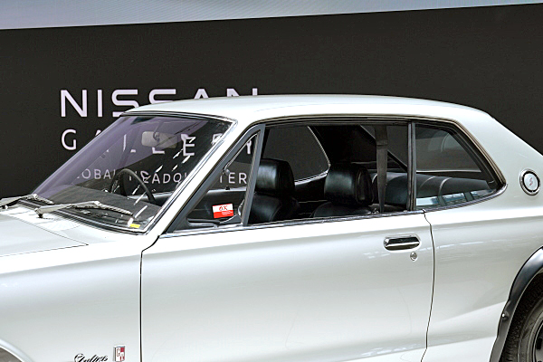 日産 スカイライン ハードトップ 2000GT-R 1972 KPGC10 Nissan Skyline Hardtop 2000GT-R 1972 KPGC10 | Car and Moto ...