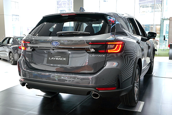 スバル レヴォーグ レイバック リミテッド EX グレーメタリック Subaru Levorg Layback Limited EX : Gray Metallic | Car and ...