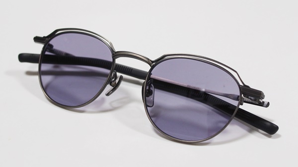 999.9”PHOTOCHROMIC”シリーズ(色が変わるレンズ”調光レンズ 999.9”PHOTOCHROMIC”シリーズ(色が変わるレンズ”調光レンズ