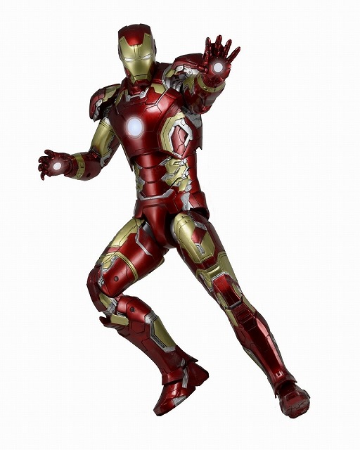 ネカ1/4新作は映画アイアンマン3からアイアンマンマーク42 ネカ1/4新作は映画アイアンマン3からアイアンマンマーク42