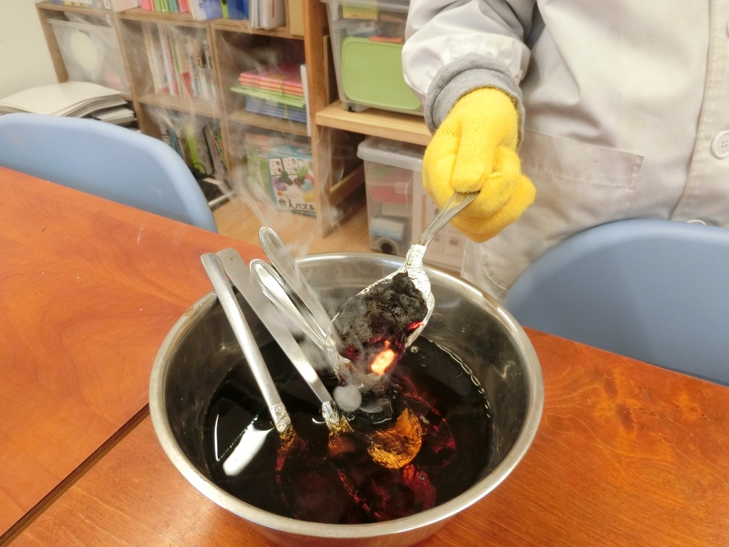 ものが燃えるときには何が必要? 理科実験教室 キッズアースblog