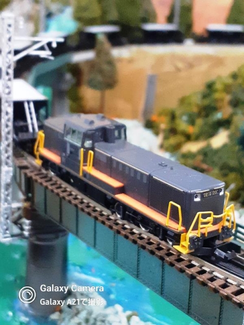 JR DE10形ディーゼル機関車（JR九州黒色塗装B）と特別企画品 JR ホキ800形貨車(JR東日本仕様) | 湘南急行鉄道物語