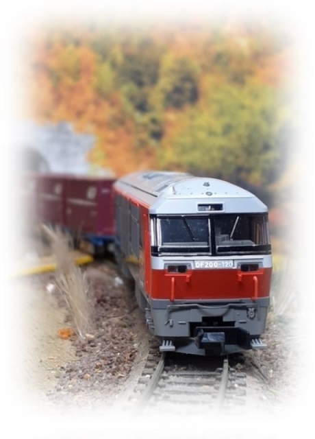 JR DF200-100形ディーゼル機関車とコキ107形貨車 | 湘南急行鉄道物語