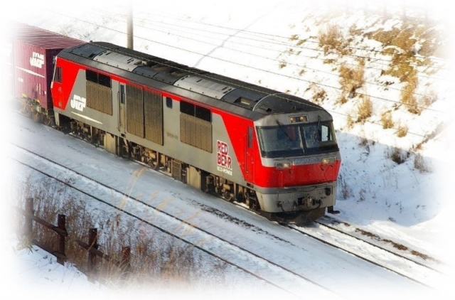 JR DF200-100形ディーゼル機関車とコキ107形貨車 | 湘南急行鉄道物語