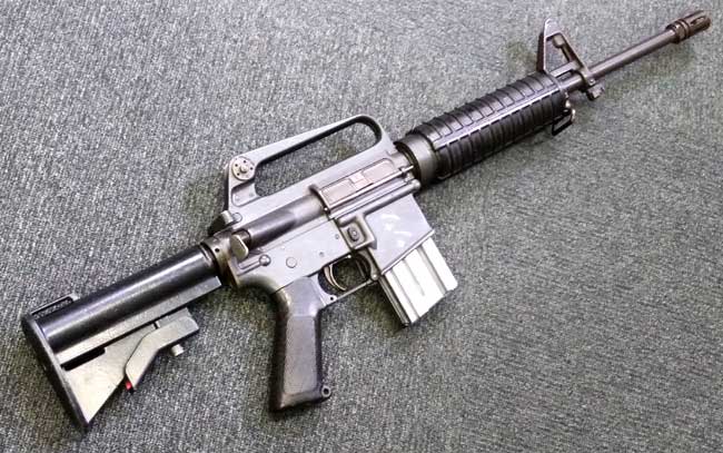 アサルトライフルM-16A1ミニチュア 【ギフ_包装】 - トイガン