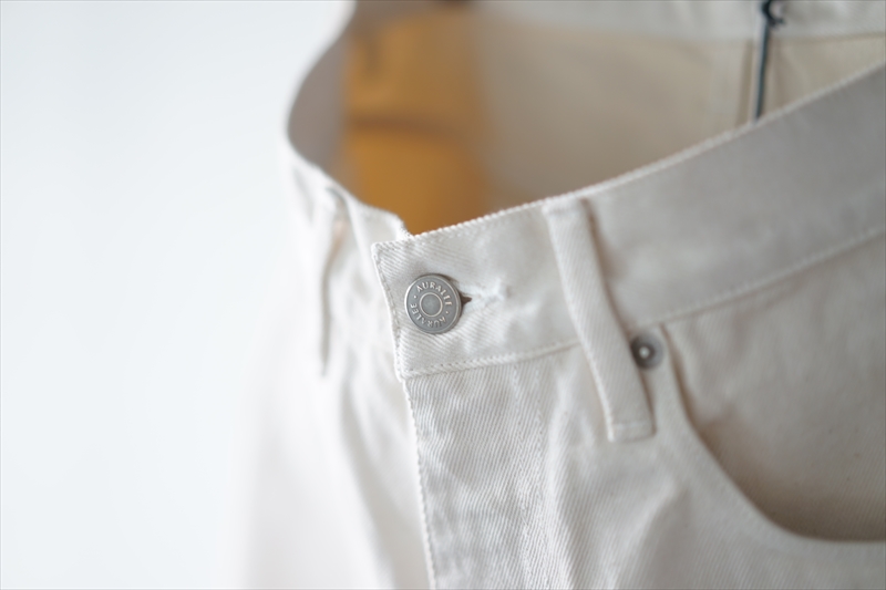 AURALEE(オーラリー)19AW Collectionから、HARD TWIST DENIM 5P AURALEE(オーラリー)19AW Collectionから、HARD TWIST DENIM 5P