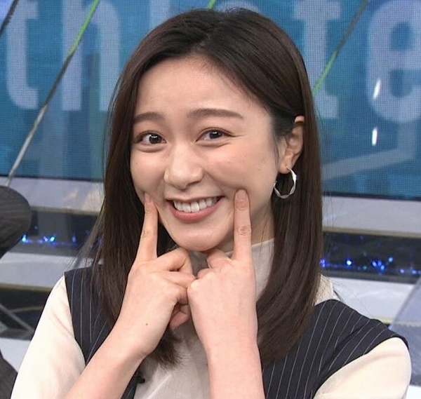 佐久間みなみムチムチ衣装で演技に挑戦して、ムチムチロケの巨乳 | 新・女子アナ図鑑