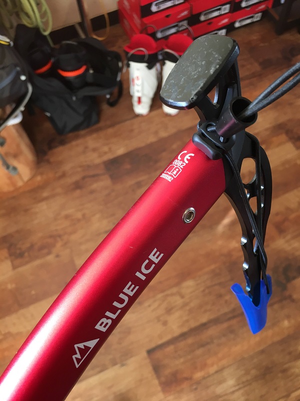 BLUEICE AKILA Hammer Ice Axe | Discovery BlueEarth