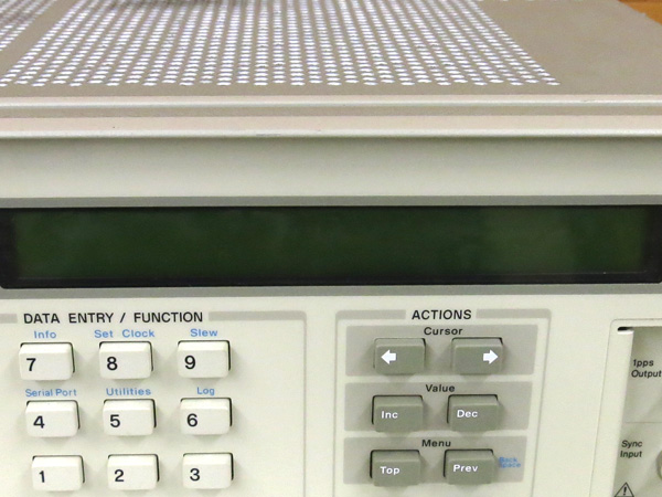 【現状渡し・ジャンク品】PW226015 hp 原子時計 セシウム周波数標準 5071A OPT001 難あり品の落札情報詳細 - ヤフオク ...