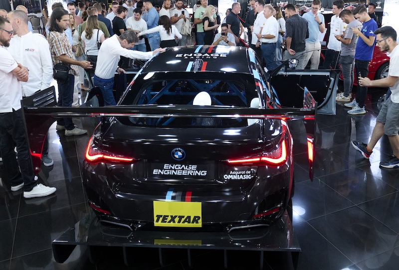 BMWルーマニアがレーシングカー「BMW i4 Racing Elsa」を発表！ | BMWおたっきーず！Blog - BMW総合情報ブログ