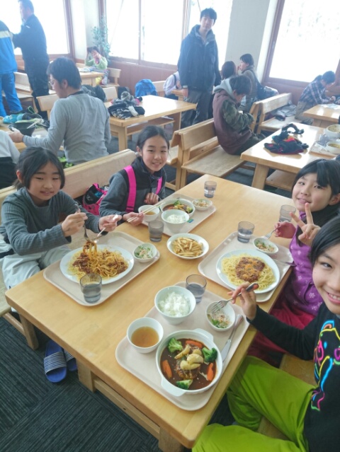 「アトリエスキーキャンプ」2日目 | どんちゃんさわぎ！