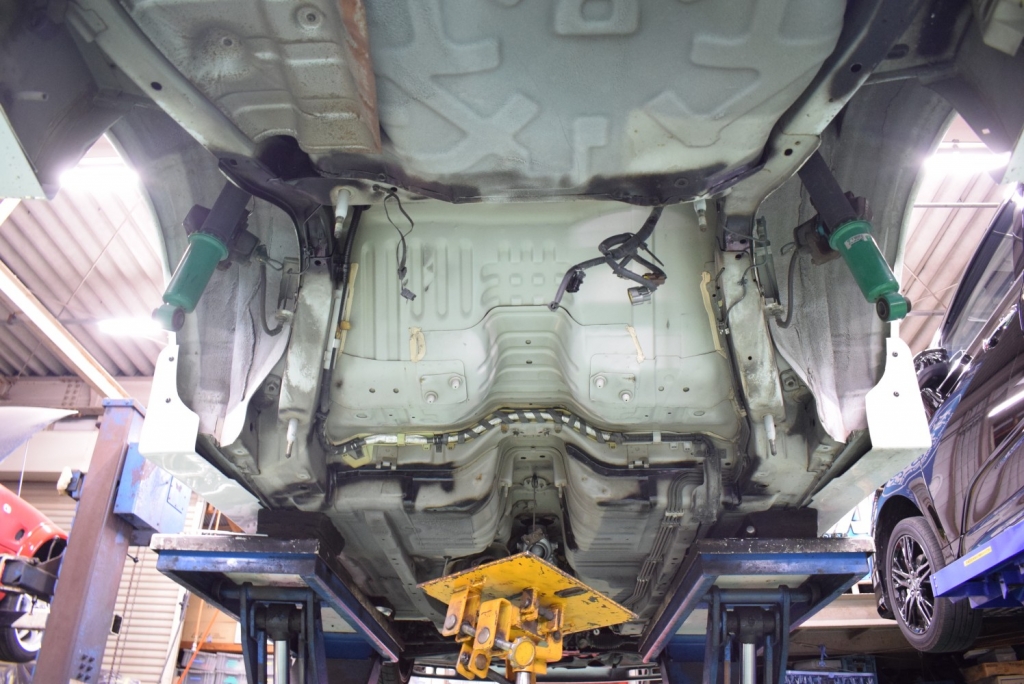 ECR33スカイラインの燃料タンク清掃 | Viper Blog