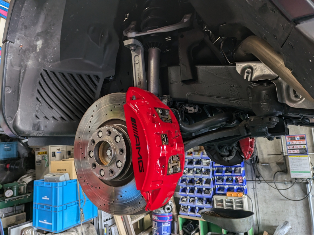 W463メルセデス・ベンツG63 ゲレンデヴァーゲンの点検とエンジンオイル交換 | Viper Blog