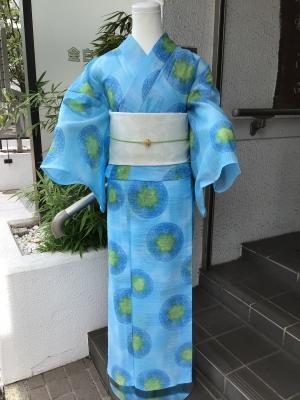 白地に藍色のスッキリとした大人浴衣 | 時代布池田ブログ