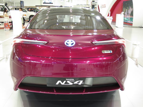 トヨタ Toyota NS4 2012 | Car and Moto in Japan