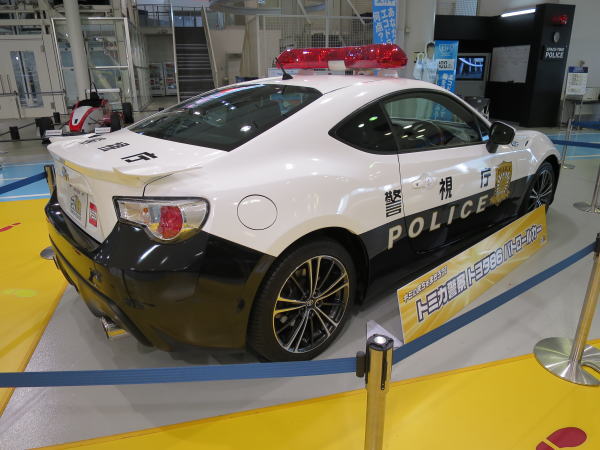 トヨタ Toyota 86 TOMICA POLICE Ver. | Car and Moto in Japan