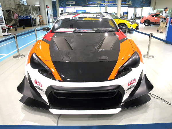 トヨタ 86 TRD グリフォン コンセプト 014 Toyota 86 TRD Griffon Concept 014 & 86Q ...