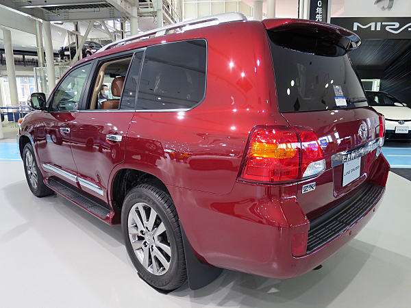 トヨタ ランドクルーザー 200 ZX 特別仕様車 Toyota Land Cruiser 200 ZX Bruno Cross 4WD ...