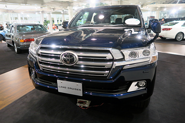 トヨタ ランドクルーザー 200 ZX 4WD Toyota Land Cruiser 200 ZX 4WD | Car and Moto ...