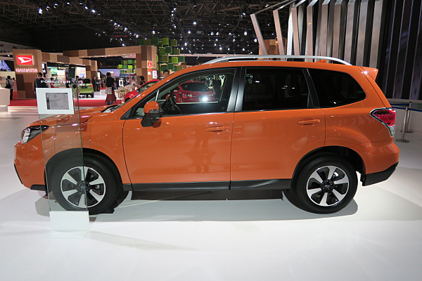 スバル フォレスター 特別仕様車 エックスブレイク Subaru Forester X-Break | Car and Moto in Japan