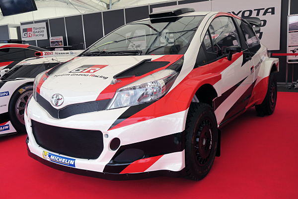 トヨタ ヤリス WRC テストカー & ヴィッツ GRMN ターボ Toyota Yaris WRC Test car & Vitz GRMN ...