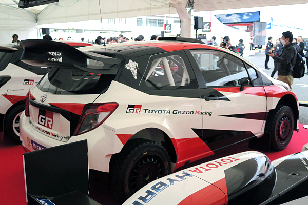 トヨタ ヤリス WRC テストカー & ヴィッツ GRMN ターボ Toyota Yaris WRC Test car & Vitz GRMN ...