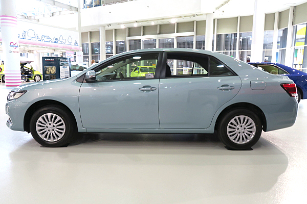 トヨタ アリオン A20 Toyota Allion A20 | Car and Moto in Japan