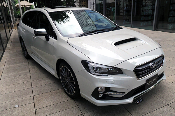 スバル レヴォーグ 1,6 STI スポーツ + STI スタイルパッケージ Subaru Levorg 1.6 STI Sport ...
